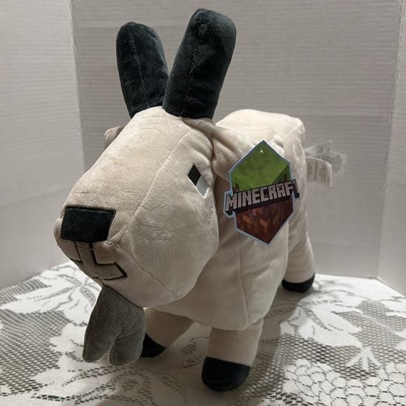 Minecraft | Toys | Minecraft 6 Mountain Goat Plush Pillow Buddy Soft ...